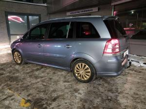 Opel Zafira 2008 Viļņa, ar dzinēja tilpumu 1.91 L un nobraukumu 305 tūkst. km par 2999 €, foto 12 vietnē AUTOMOTO.COM.LV