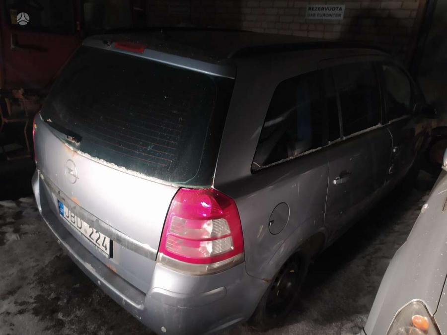 Opel Zafira 2008 Viļņa, ar dzinēja tilpumu 1.91 L un nobraukumu 243 tūkst. km par 333 €, foto 4 vietnē AUTOMOTO.COM.LV