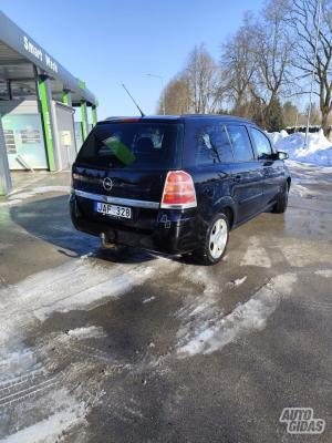 Opel Zafira 2008 in Plunge, with an engine capacity of 1.90 L and mileage of 237 thousand km for 1650 €, photo 6 on AUTOMOTO.COM.LV