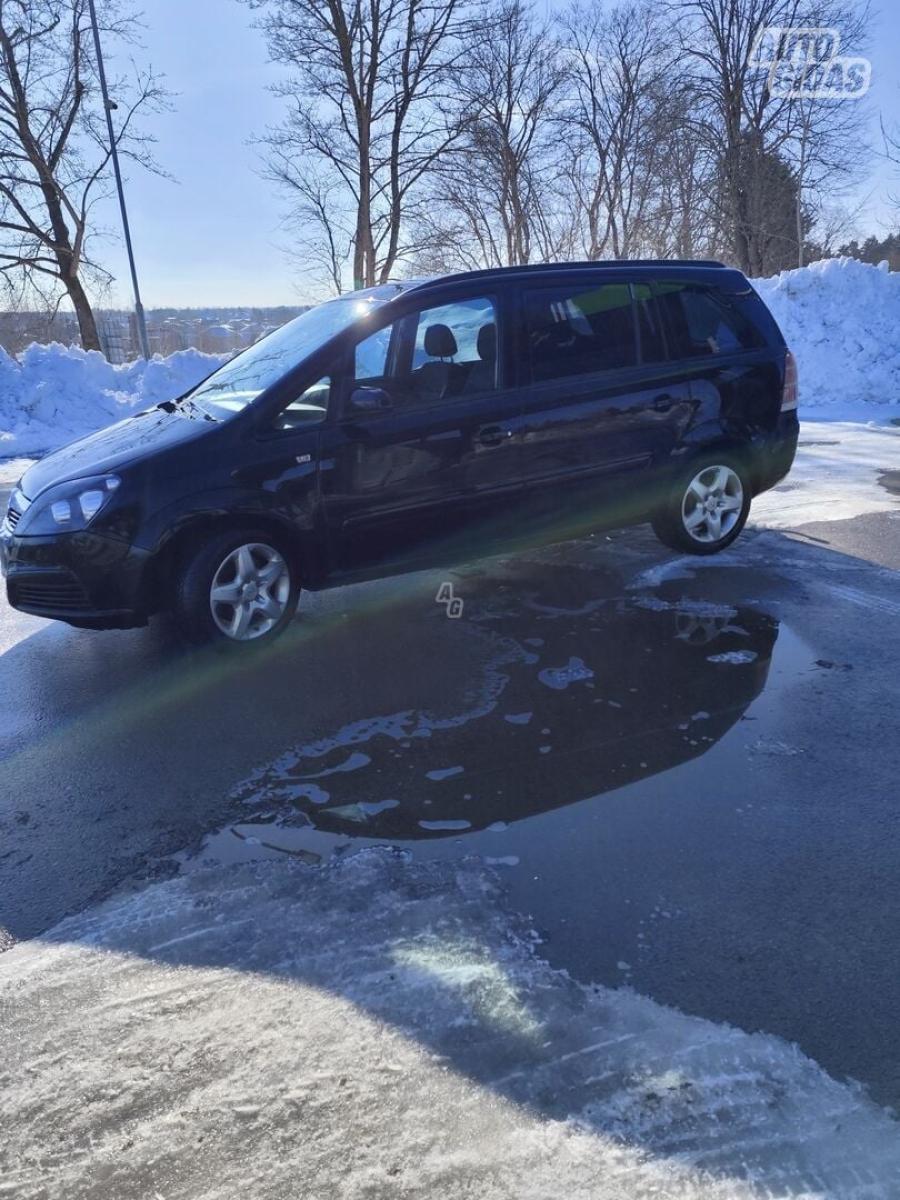 Opel Zafira 2008 in Plunge, with an engine capacity of 1.90 L and mileage of 237 thousand km for 1650 €, photo 7 on AUTOMOTO.COM.LV