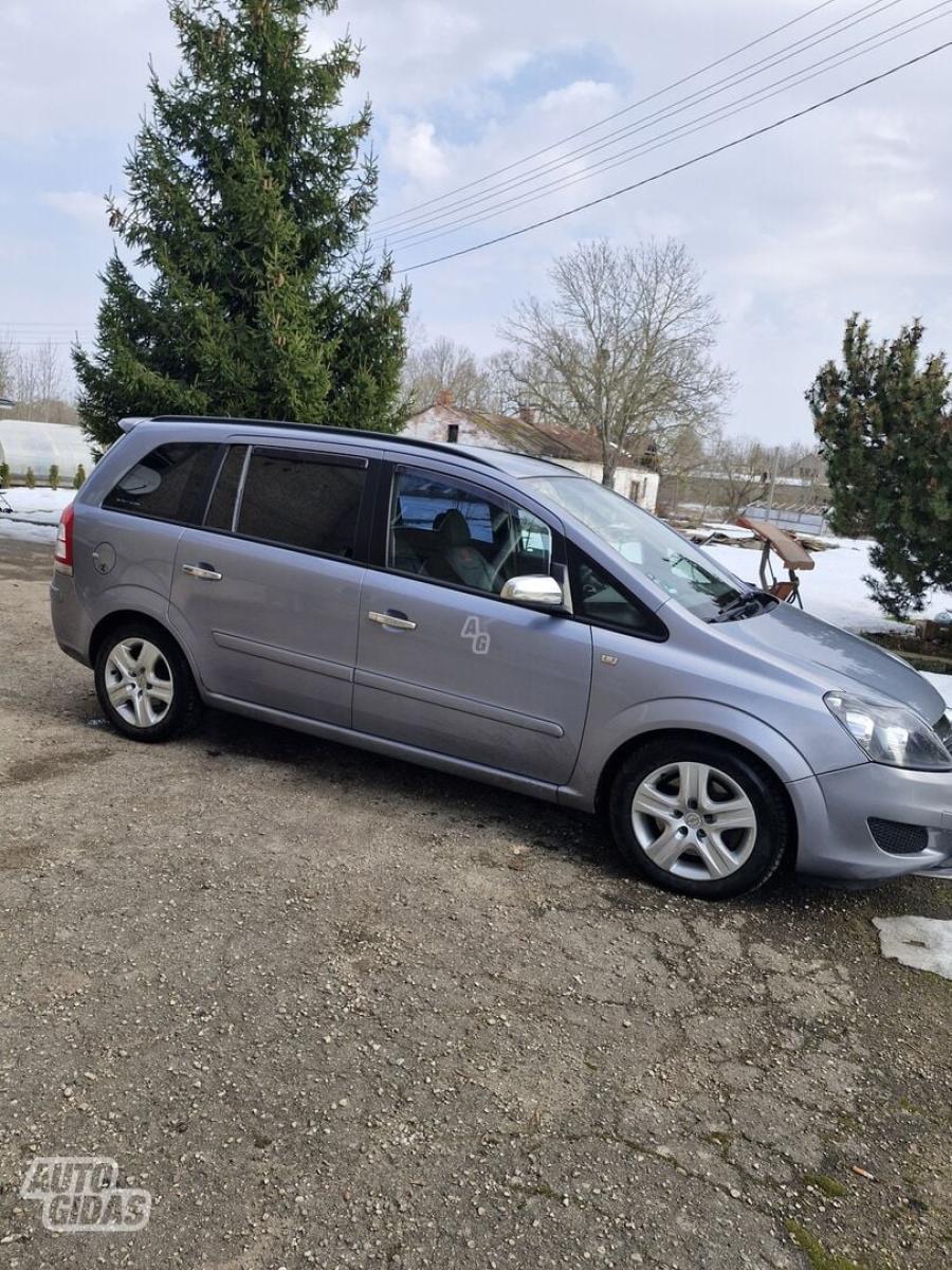 Opel Zafira 2008 Viļņa, ar dzinēja tilpumu 1.90 L un nobraukumu 2022 tūkst. km par 1800 €, foto 2 vietnē AUTOMOTO.COM.LV