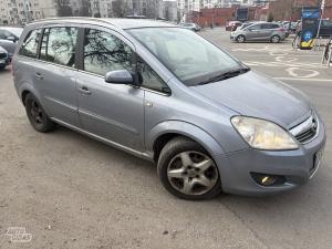 Opel Zafira 2008 in Vilnius, with an engine capacity of 1.80 L and mileage of 225 thousand km for 780 €, photo 3 on AUTOMOTO.COM.LV