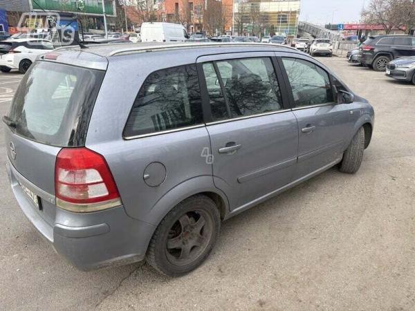 Opel Zafira 2008 in Vilnius, with an engine capacity of 1.80 L and mileage of 270 thousand km for 630 €, photo 2 on AUTOMOTO.COM.LV