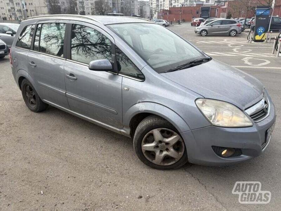 Opel Zafira 2008 in Vilnius, with an engine capacity of 1.80 L and mileage of 270 thousand km for 630 €, photo 4 on AUTOMOTO.COM.LV
