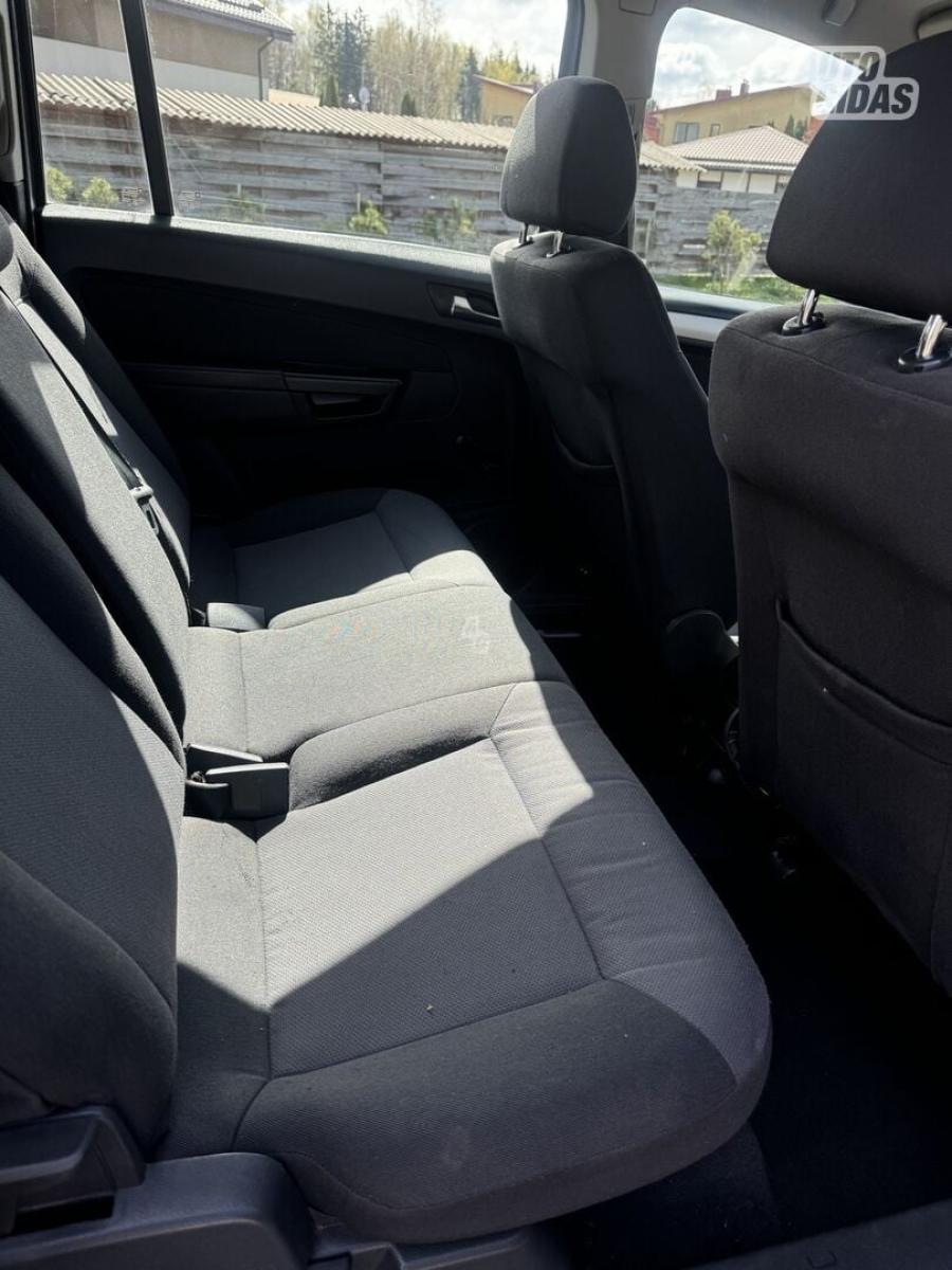 Opel Zafira 2008 Viļņa, ar dzinēja tilpumu 1.90 L un nobraukumu 296 tūkst. km par 1999 €, foto 12 vietnē AUTOMOTO.COM.LV