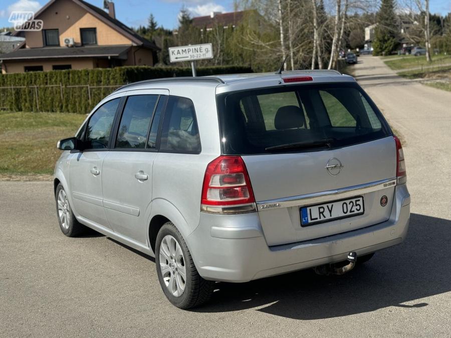Opel Zafira 2008 in Vilnius, with an engine capacity of 1.90 L and mileage of 292 thousand km for 1999 €, photo 5 on AUTOMOTO.COM.LV