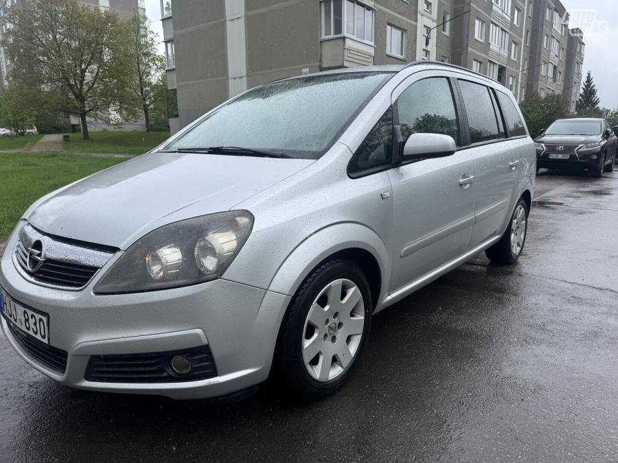 Opel Zafira 2008 in Vilnius, with an engine capacity of 1.90 L and mileage of 220 thousand km for 1400 €, photo 1 on AUTOMOTO.COM.LV