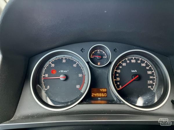 Opel Zafira 2008 Kauņa, ar dzinēja tilpumu 1.90 L un nobraukumu 249 tūkst. km par 2700 €, foto 7 vietnē AUTOMOTO.COM.LV
