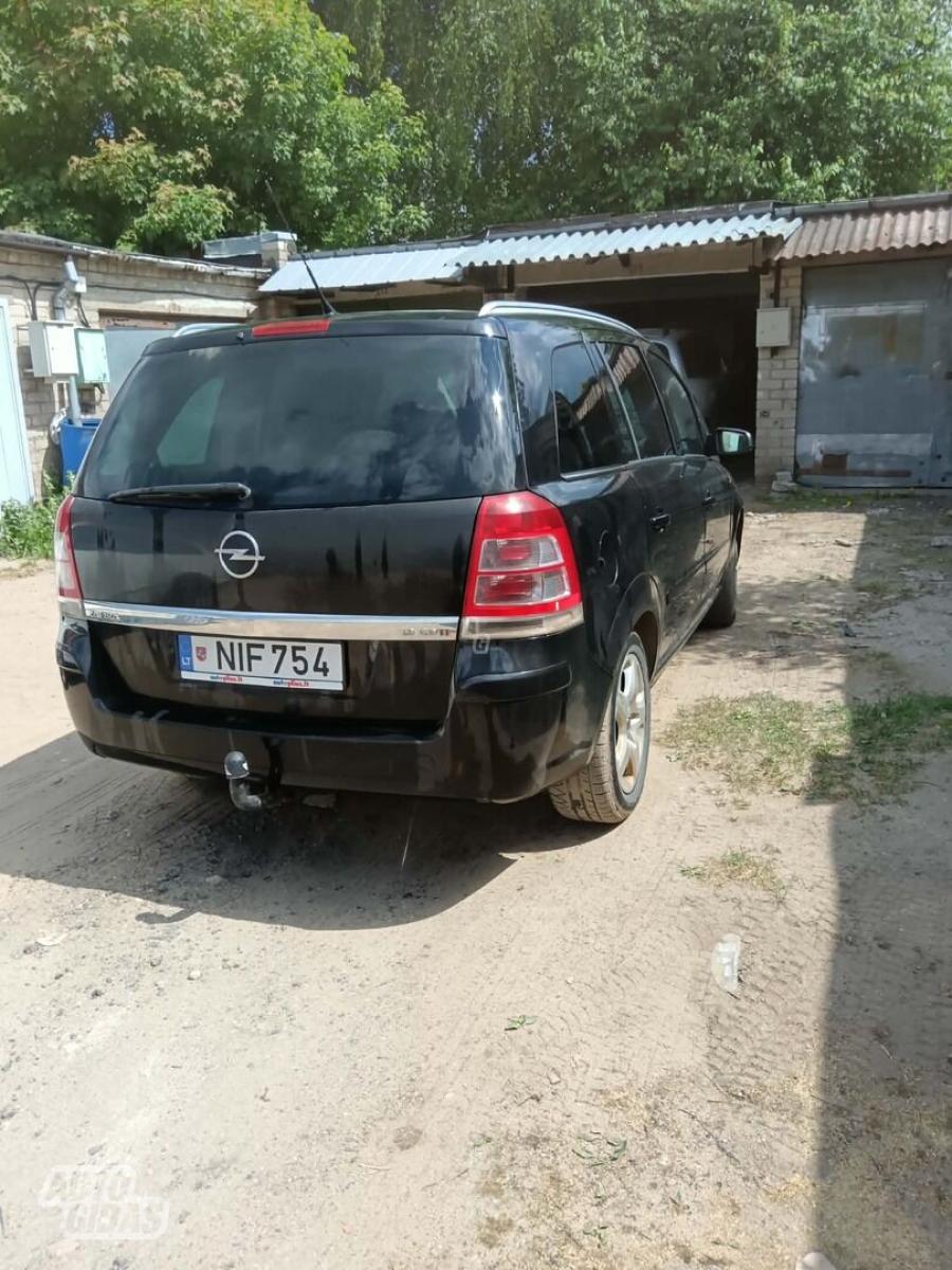 Опель Зафира 2008 в Плунге, объемом двигателя 1.90 л и пробегом 270 тыс. км за 1450 €, фото 5 на AUTOMOTO.COM.LV