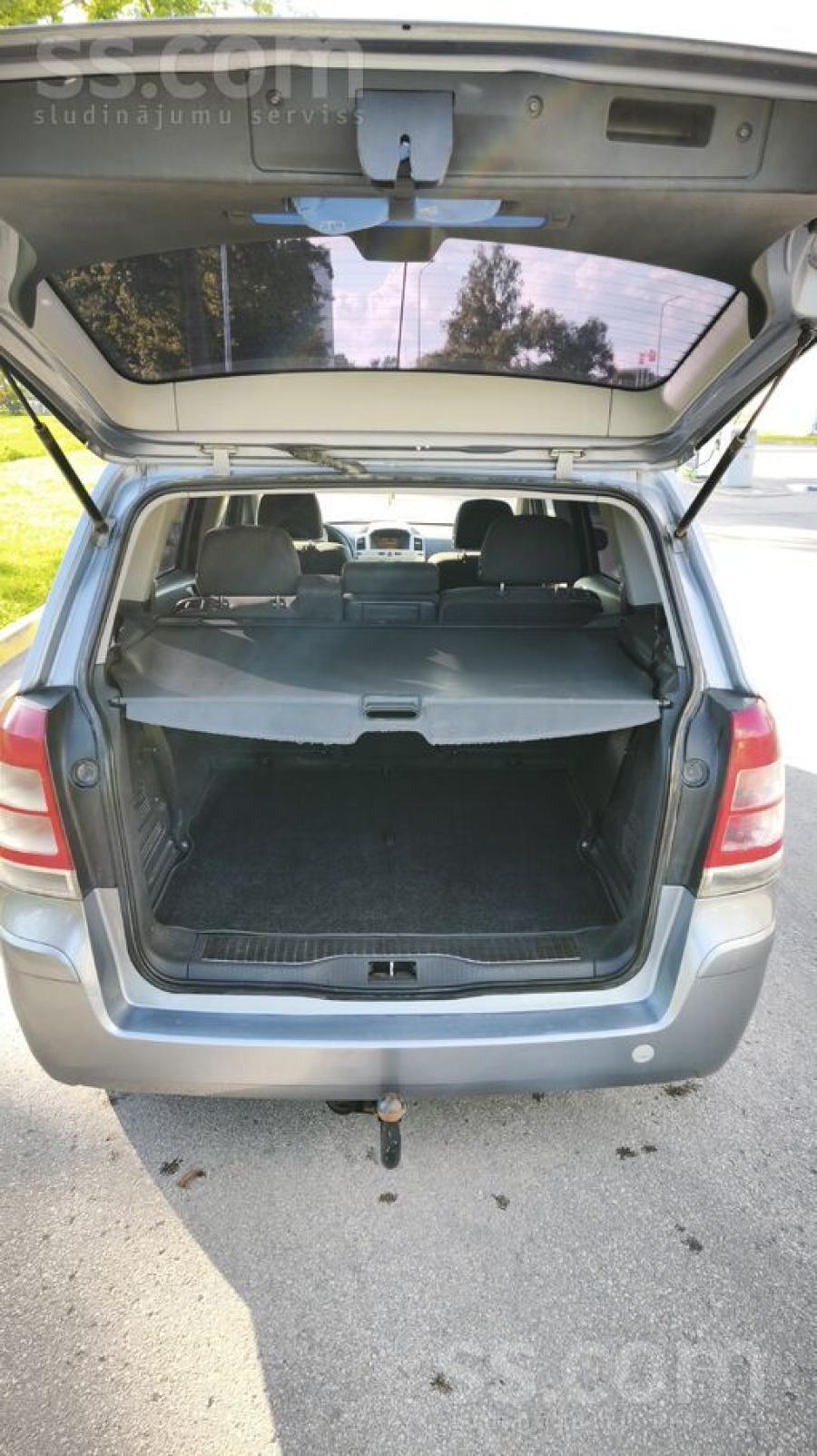 Opel Zafira 2008 Jēkabpils, ar dzinēja tilpumu 1.90 L un nobraukumu 297 tūkst. km par 2650 €, foto 6 vietnē AUTOMOTO.COM.LV