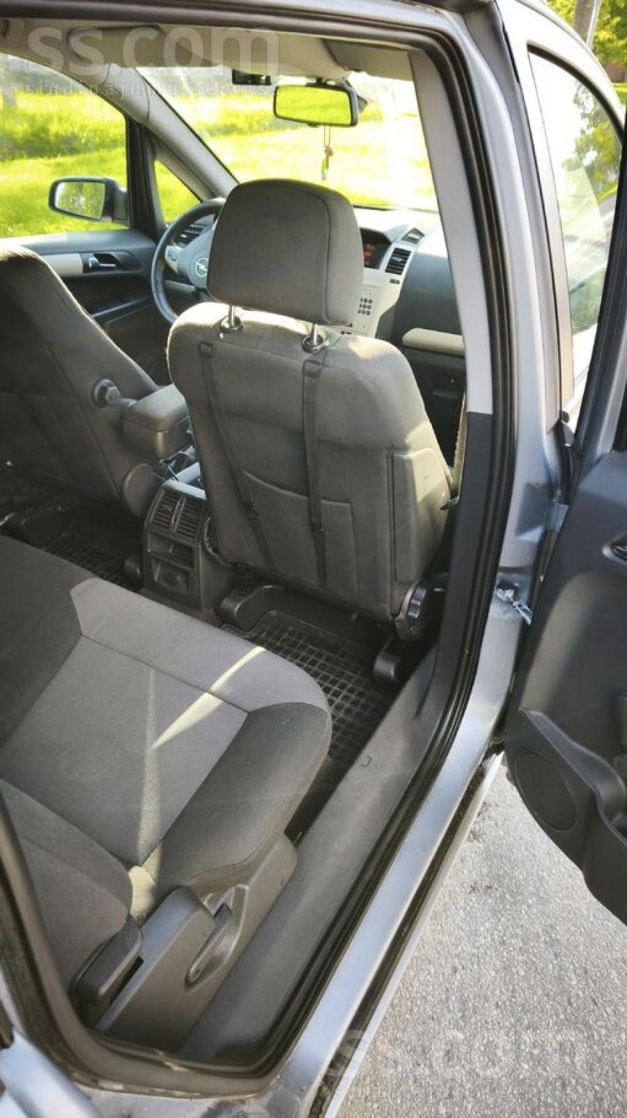 Opel Zafira 2008 Jēkabpils, ar dzinēja tilpumu 1.90 L un nobraukumu 297 tūkst. km par 2650 €, foto 8 vietnē AUTOMOTO.COM.LV