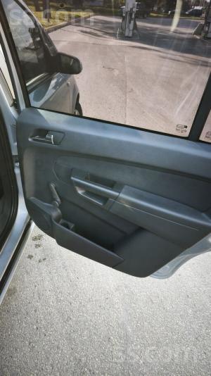 Opel Zafira 2008 Jēkabpils, ar dzinēja tilpumu 1.90 L un nobraukumu 297 tūkst. km par 2650 €, foto 9 vietnē AUTOMOTO.COM.LV