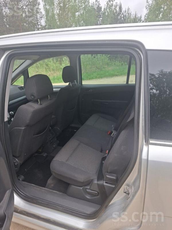 Opel Zafira 2008 Jēkabpils, ar dzinēja tilpumu 1.70 L un nobraukumu 255 tūkst. km par 2200 €, foto 5 vietnē AUTOMOTO.COM.LV