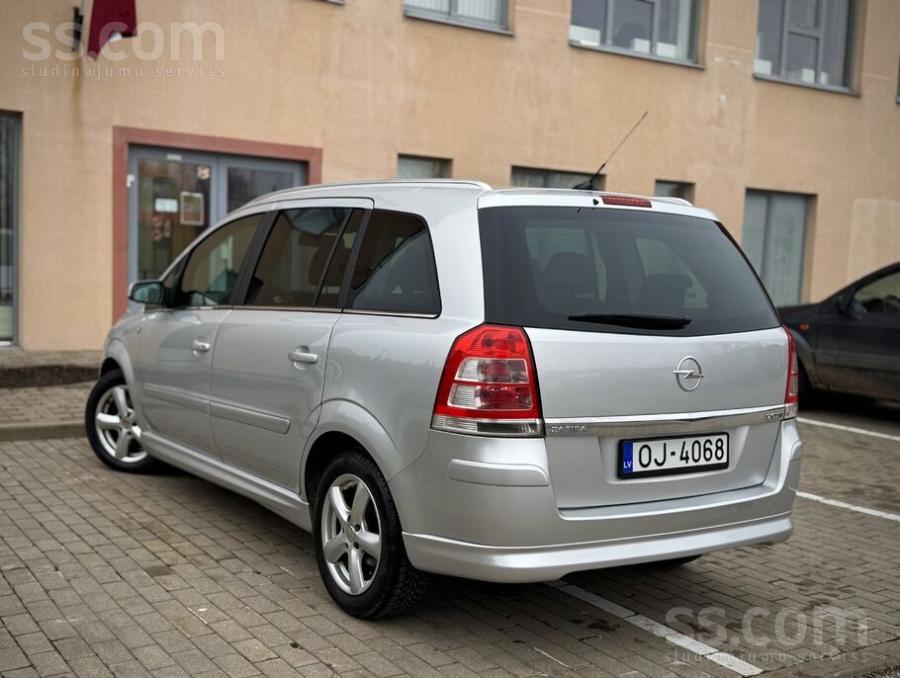 Opel Zafira 2008 in Jelgava, with an engine capacity of 1.70 L and mileage of 0 thousand km for 3250 €, photo 4 on AUTOMOTO.COM.LV