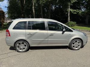 Opel Zafira 2008 Mažeikiai, ar dzinēja tilpumu 1.60 L un nobraukumu 402 tūkst. km par 1500 €, foto 4 vietnē AUTOMOTO.COM.LV
