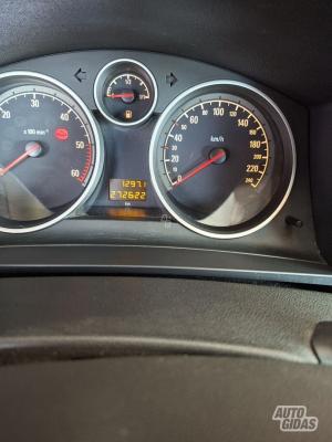 Опель Зафира 2008 в Ретавас, объемом двигателя 1.90 л и пробегом 273 тыс. км за 1400 €, фото 8 на AUTOMOTO.COM.LV