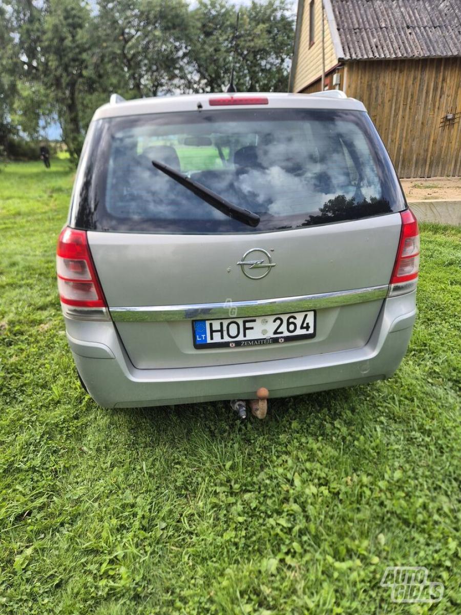 Opel Zafira 2008 Mažeikiai, ar dzinēja tilpumu 1.60 L un nobraukumu 405 tūkst. km par 1150 €, foto 3 vietnē AUTOMOTO.COM.LV