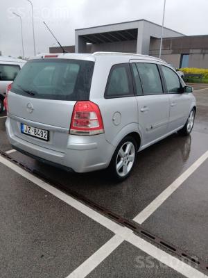 Opel Zafira 2009 in Tukums, with an engine capacity of 1.70 L and mileage of 359 thousand km for 1300 €, photo 3 on AUTOMOTO.COM.LV
