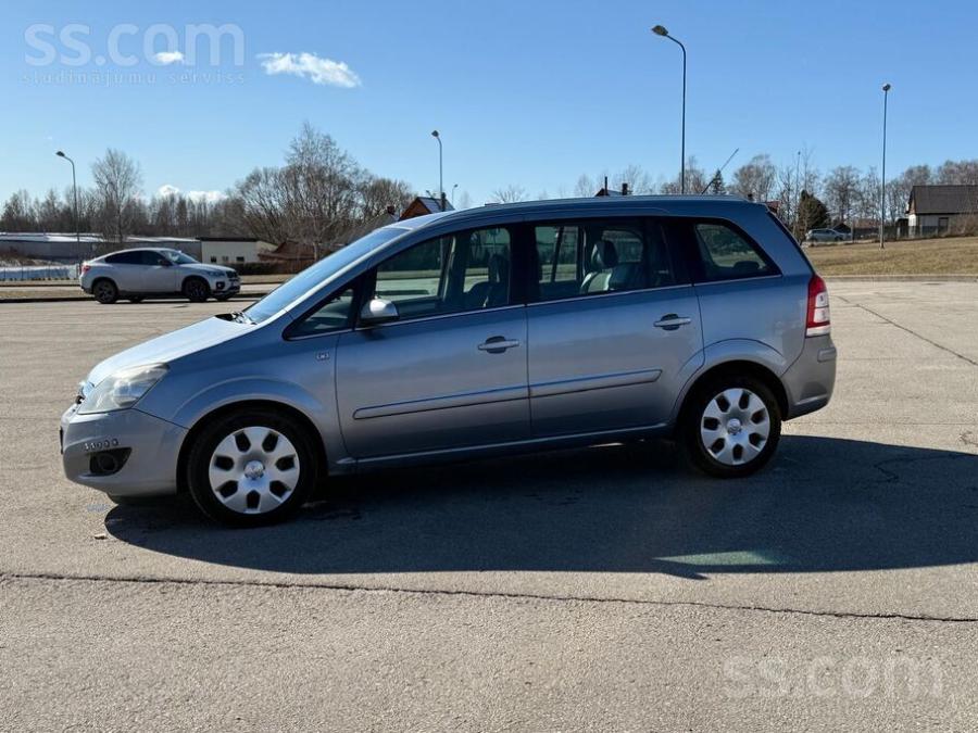 Opel Zafira 2009 in Ludza, with an engine capacity of 1.90 L and mileage of 265 thousand km for 3750 €, photo 3 on AUTOMOTO.COM.LV