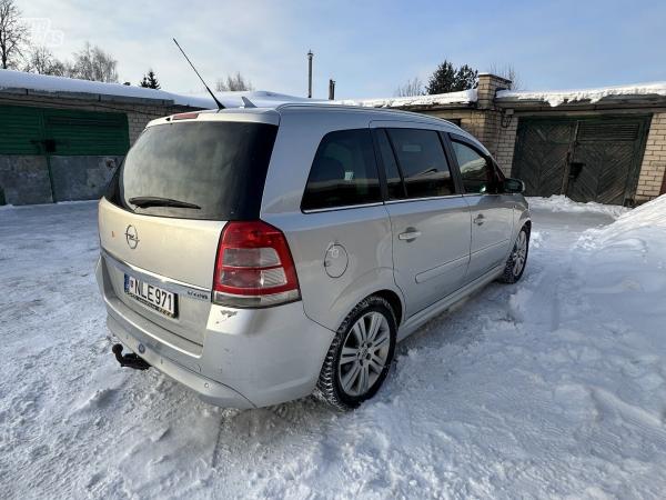 Opel Zafira 2009 in Vilnius, with an engine capacity of 1.70 L and mileage of 225 thousand km for 1700 €, photo 2 on AUTOMOTO.COM.LV