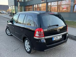 Opel Zafira 2009 Kauņa, ar dzinēja tilpumu 1.90 L un nobraukumu 1 tūkst. km par 1950 €, foto 5 vietnē AUTOMOTO.COM.LV