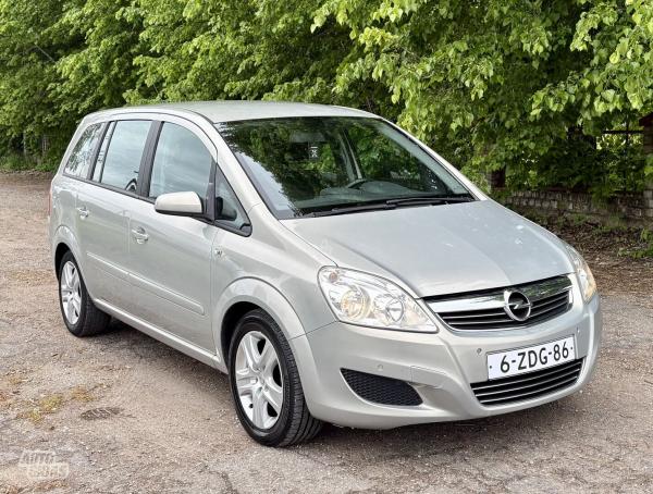Opel Zafira 2009 in Taurage, with an engine capacity of 1.70 L and mileage of 297 thousand km for 2500 €, photo 3 on AUTOMOTO.COM.LV