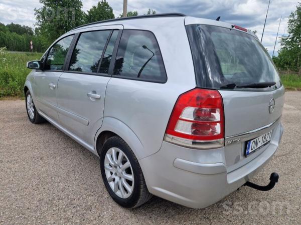 Opel Zafira 2009 Ogre, ar dzinēja tilpumu 1.80 L un nobraukumu 244 tūkst. km par 3950 €, foto 4 vietnē AUTOMOTO.COM.LV