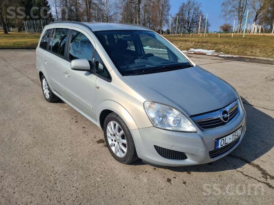 Opel Zafira 2009 Ludza, ar dzinēja tilpumu 1.80 L un nobraukumu 0 tūkst. km par 2750 €, foto 4 vietnē AUTOMOTO.COM.LV