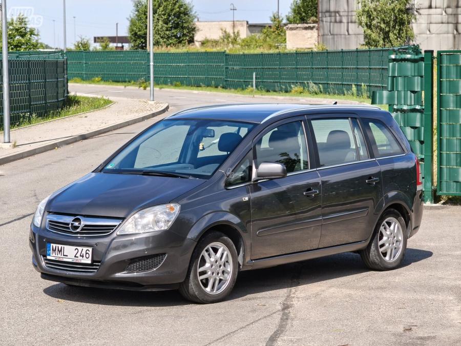 Opel Zafira 2009 in Vilnius, with an engine capacity of 1.60 L and mileage of 219 thousand km for 2650 €, photo 5 on AUTOMOTO.COM.LV