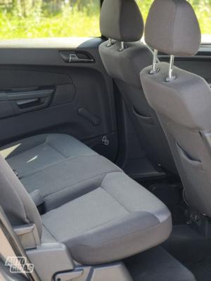 Opel Zafira 2009 in Vilnius, with an engine capacity of 1.60 L and mileage of 219 thousand km for 2650 €, photo 6 on AUTOMOTO.COM.LV