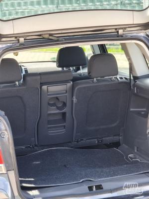 Opel Zafira 2009 in Vilnius, with an engine capacity of 1.60 L and mileage of 219 thousand km for 2650 €, photo 8 on AUTOMOTO.COM.LV