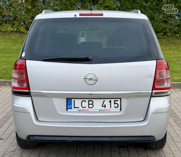 Opel Zafira 2009 Kauņa vietnē Opel Zafira 2009 Kauņa, ar dzinēja tilpumu 1.90 L un nobraukumu 322 tūkst. km par 1650 €, foto 6 vietnē AUTOMOTO.COM.LV