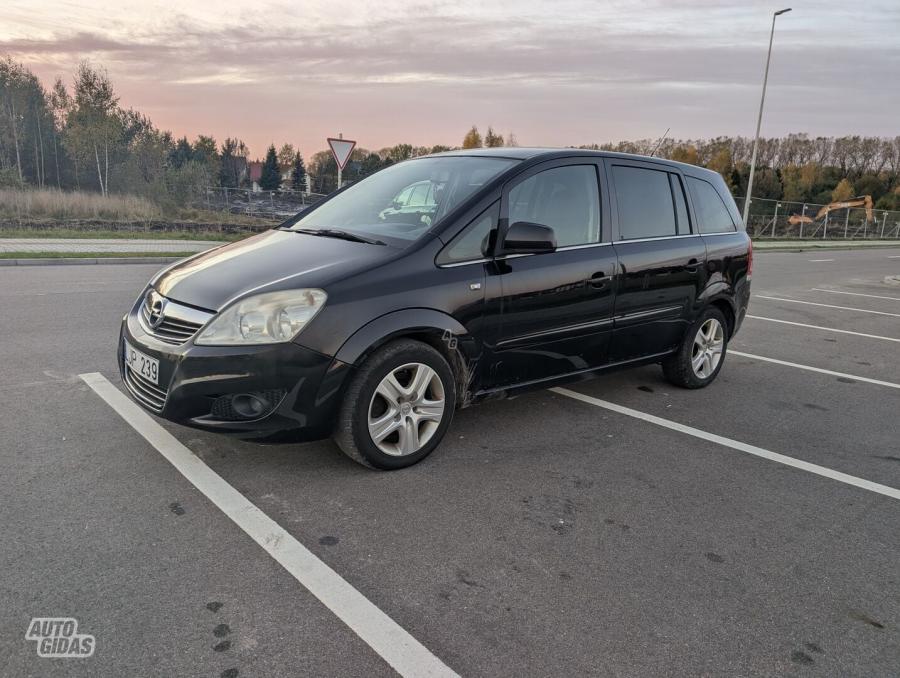 Opel Zafira 2009 in Klaipeda, with an engine capacity of 1.90 L and mileage of 413 thousand km for 1250 €, photo 3 on AUTOMOTO.COM.LV