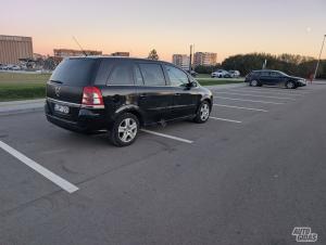 Opel Zafira 2009 in Klaipeda, with an engine capacity of 1.90 L and mileage of 413 thousand km for 1250 €, photo 5 on AUTOMOTO.COM.LV
