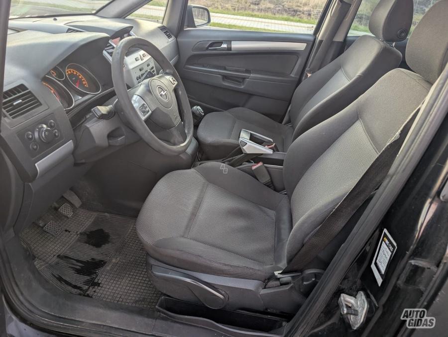 Opel Zafira 2009 in Klaipeda, with an engine capacity of 1.90 L and mileage of 413 thousand km for 1250 €, photo 10 on AUTOMOTO.COM.LV