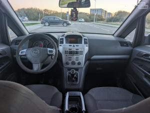 Opel Zafira 2009 in Klaipeda, with an engine capacity of 1.90 L and mileage of 413 thousand km for 1250 €, photo 12 on AUTOMOTO.COM.LV