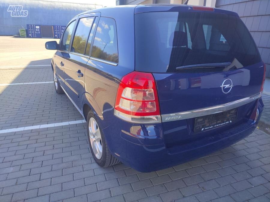 Opel Zafira 2010 in Kaunas, with an engine capacity of 1.70 L and mileage of 243 thousand km for 3300 €, photo 5 on AUTOMOTO.COM.LV