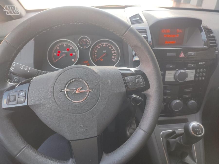 Opel Zafira 2010 in Kaunas, with an engine capacity of 1.70 L and mileage of 243 thousand km for 3300 €, photo 10 on AUTOMOTO.COM.LV