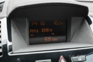 Opel Zafira 2010 in Riga, with an engine capacity of 1.90 L and mileage of 0 thousand km for 2900 €, photo 24 on AUTOMOTO.COM.LV