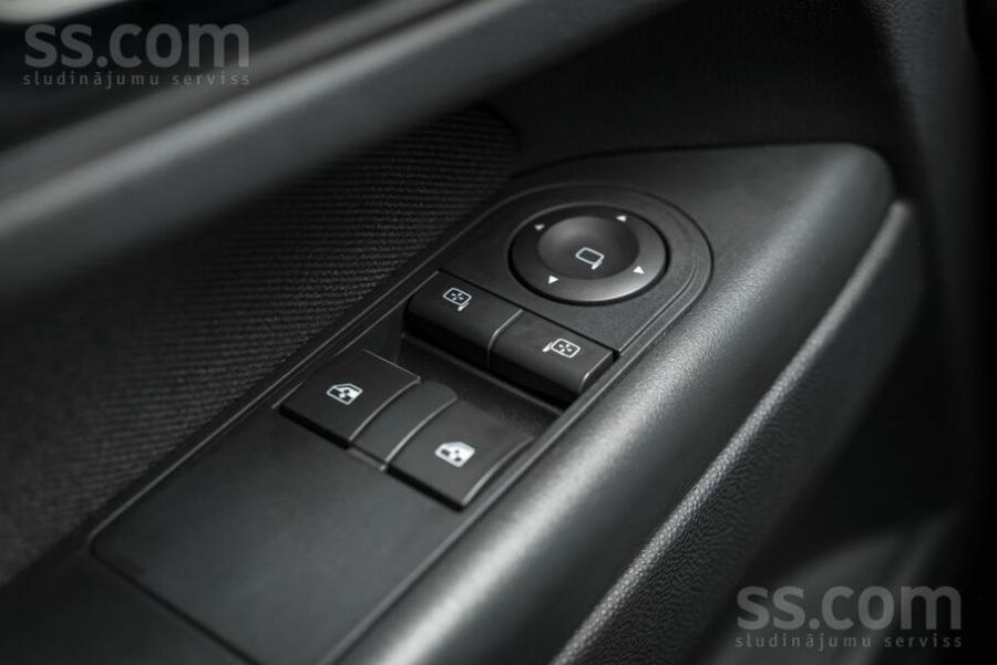 Opel Zafira 2010 in Riga, with an engine capacity of 1.90 L and mileage of 0 thousand km for 2900 €, photo 25 on AUTOMOTO.COM.LV
