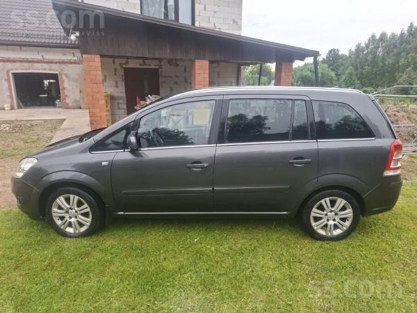 Opel Zafira 2010 in Cesis, with an engine capacity of 1.70 L and mileage of 298 thousand km for 2100 €, photo 5 on AUTOMOTO.COM.LV