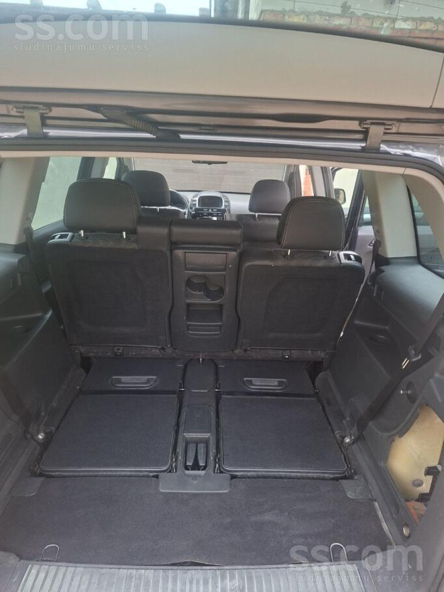 Opel Zafira 2010 in Cesis, with an engine capacity of 1.70 L and mileage of 298 thousand km for 2100 €, photo 7 on AUTOMOTO.COM.LV