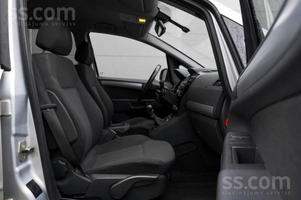 Opel Zafira 2010 Rīga, ar dzinēja tilpumu 1.70 L un nobraukumu 0 tūkst. km par 2990 €, foto 10 vietnē AUTOMOTO.COM.LV