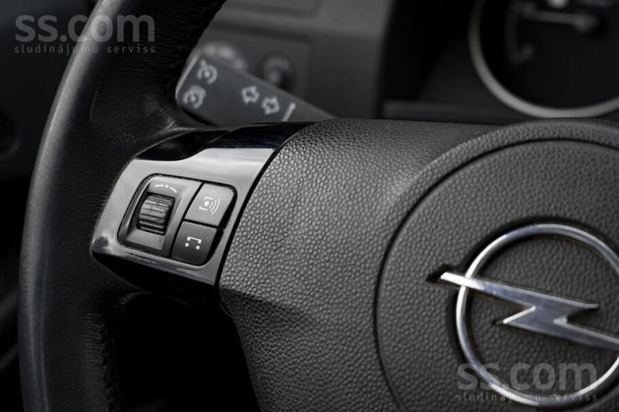 Opel Zafira 2010 Rīga, ar dzinēja tilpumu 1.70 L un nobraukumu 0 tūkst. km par 2990 €, foto 20 vietnē AUTOMOTO.COM.LV