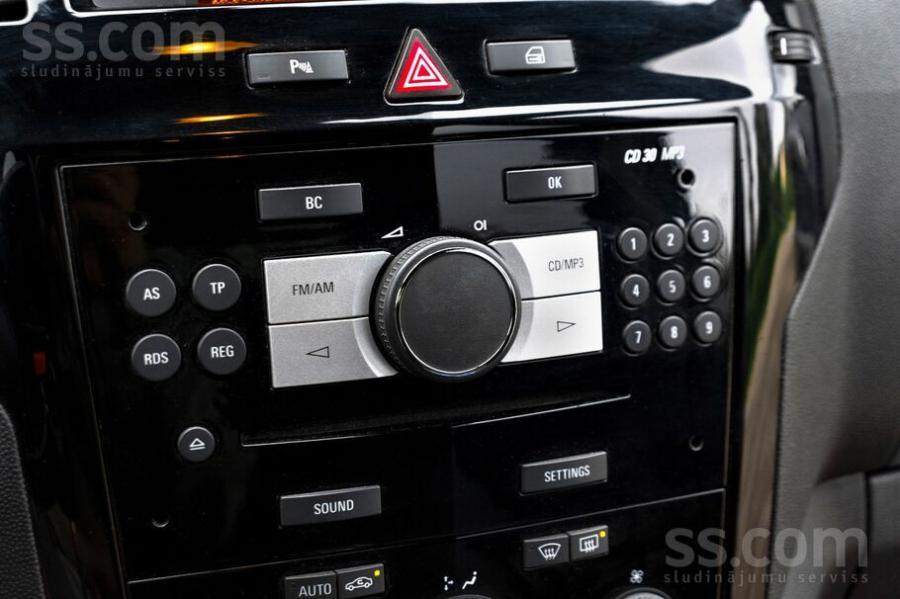 Opel Zafira 2010 Rīga, ar dzinēja tilpumu 1.70 L un nobraukumu 0 tūkst. km par 2990 €, foto 26 vietnē AUTOMOTO.COM.LV