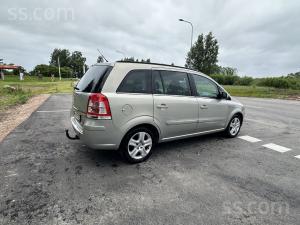 Opel Zafira 2010 in Jelgava, with an engine capacity of 1.90 L and mileage of 286 thousand km for 3650 €, photo 7 on AUTOMOTO.COM.LV