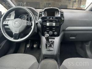 Opel Zafira 2010 in Jelgava, with an engine capacity of 1.90 L and mileage of 286 thousand km for 3650 €, photo 13 on AUTOMOTO.COM.LV