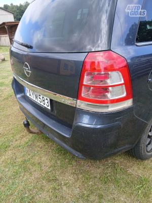 Opel Zafira 2010 Panevēža, ar dzinēja tilpumu 1.90 L un nobraukumu 283 tūkst. km par 2250 €, foto 5 vietnē AUTOMOTO.COM.LV