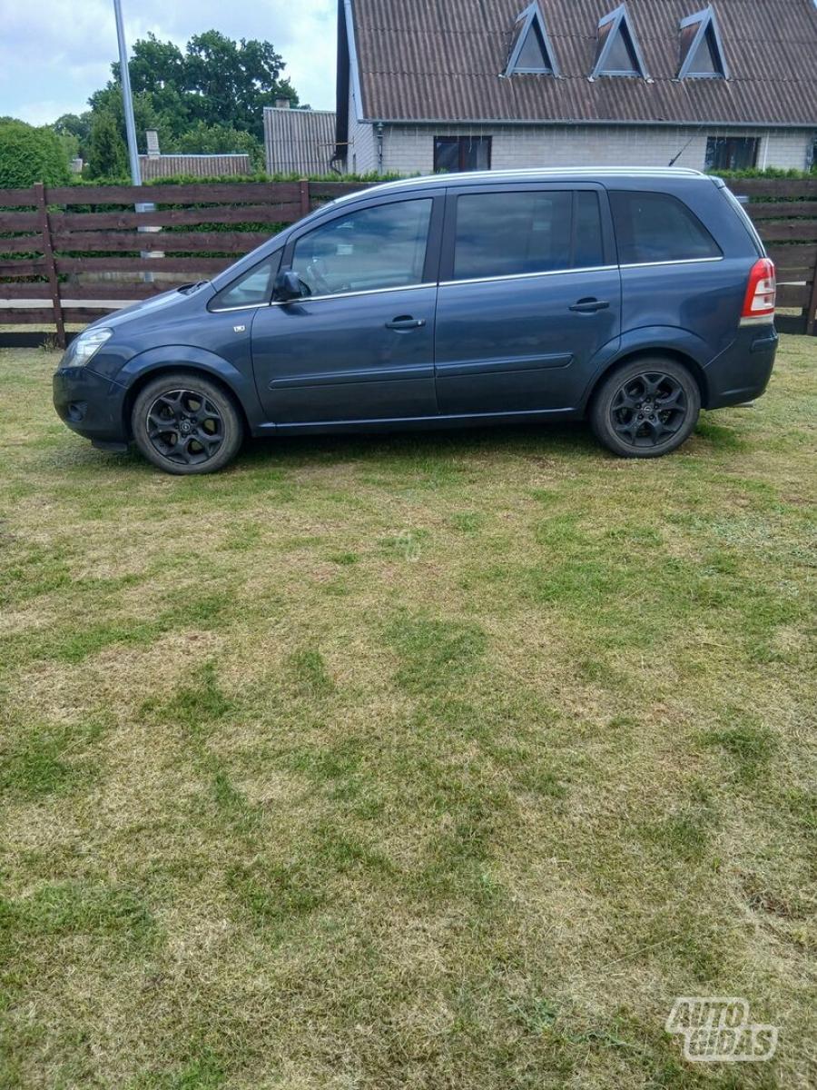 Opel Zafira 2010 Panevēža, ar dzinēja tilpumu 1.90 L un nobraukumu 283 tūkst. km par 2250 €, foto 10 vietnē AUTOMOTO.COM.LV