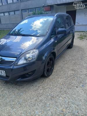 Opel Zafira 2010 in Panevezys, with an engine capacity of 1.90 L and mileage of 283 thousand km for 1990 €, photo  on AUTOMOTO.COM.LV